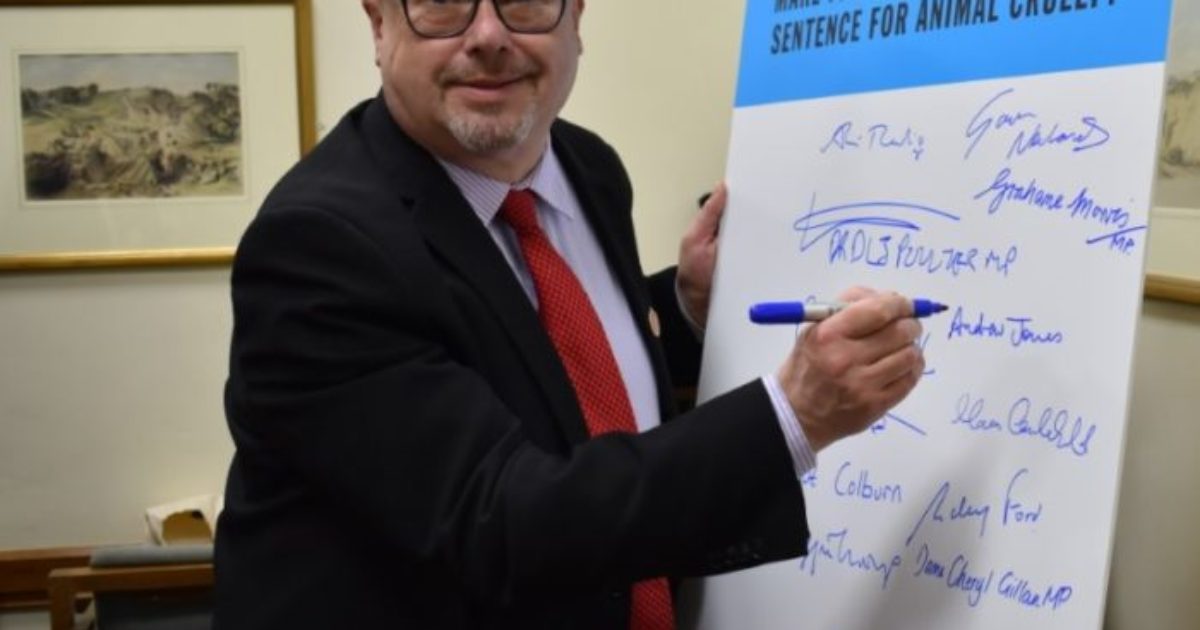 Fox Hunting (Letter to Minister) - Grahame Morris MP