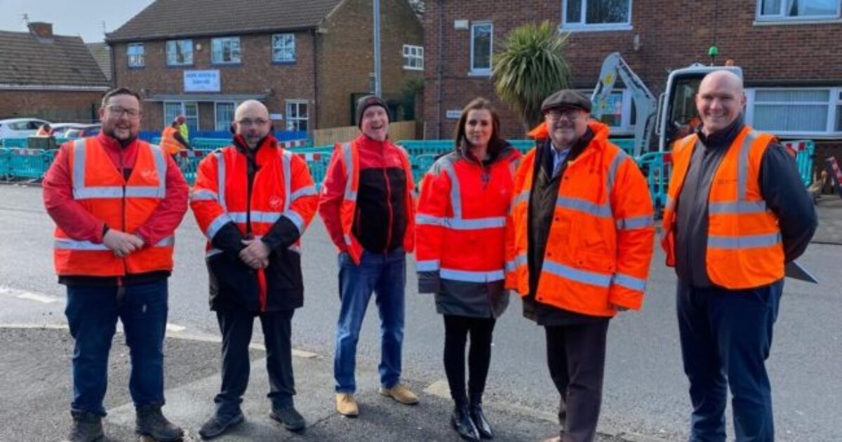 Easington MP Visits Virgin Media O2 Peterlee gigabit broadband dig site ...